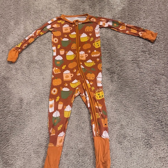Little Sleepies | One Pieces | Little Sleepies Pumpkin Spice 218m Zippy ...